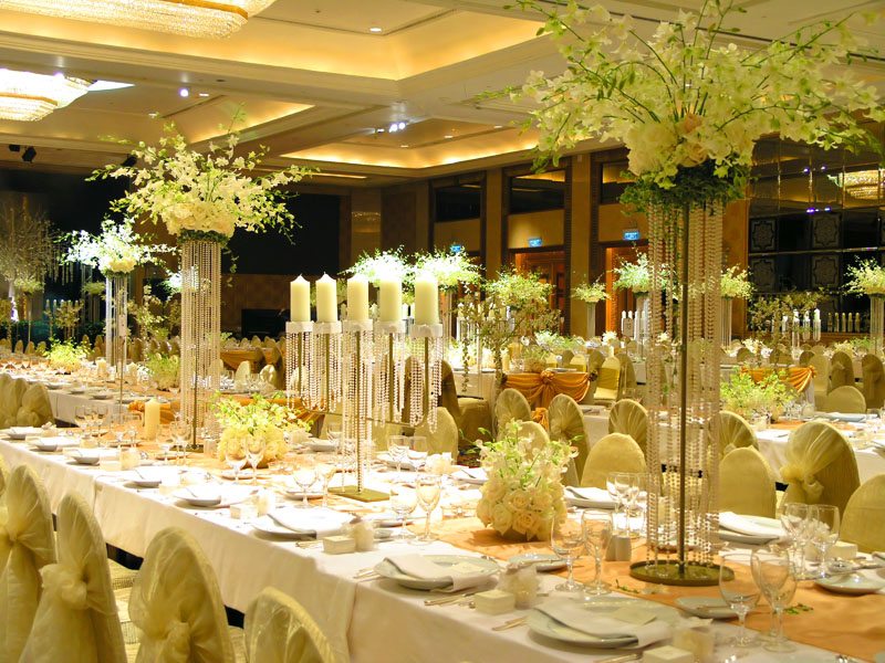 Special Event Showcase - Table Manners