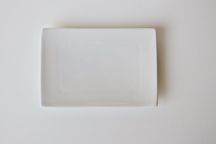 Rectangle Footed Plate - Table Manners
