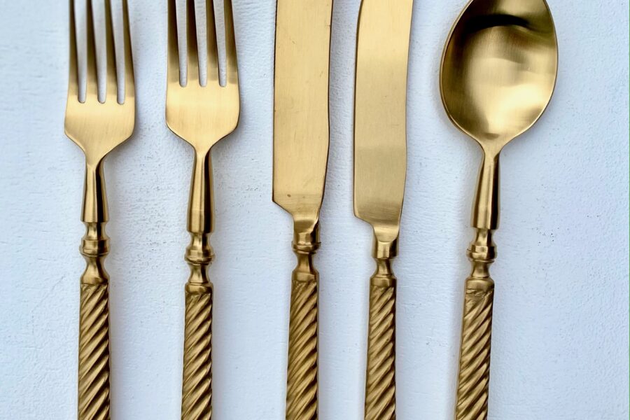 Kingdom - Table Manners